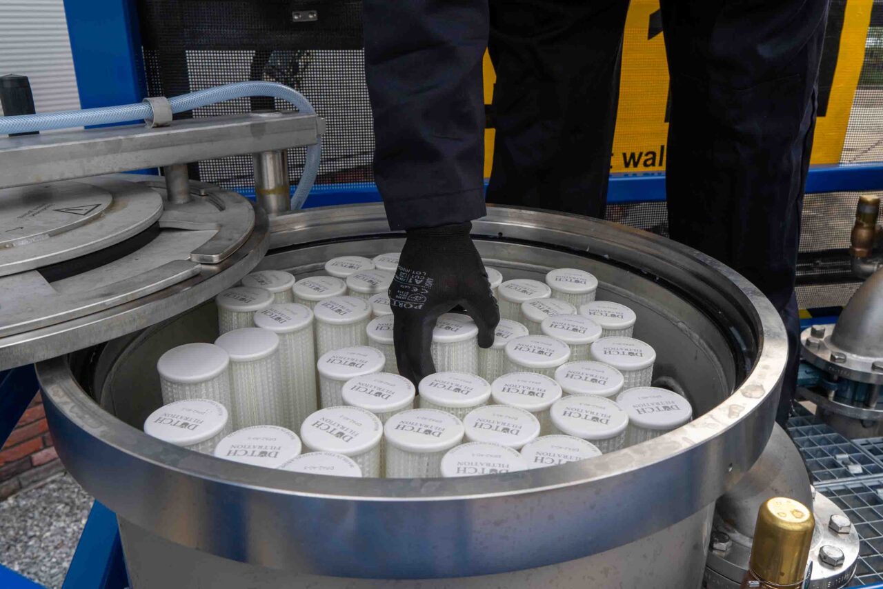 Filter equipment offshore industry can minimise their footprint